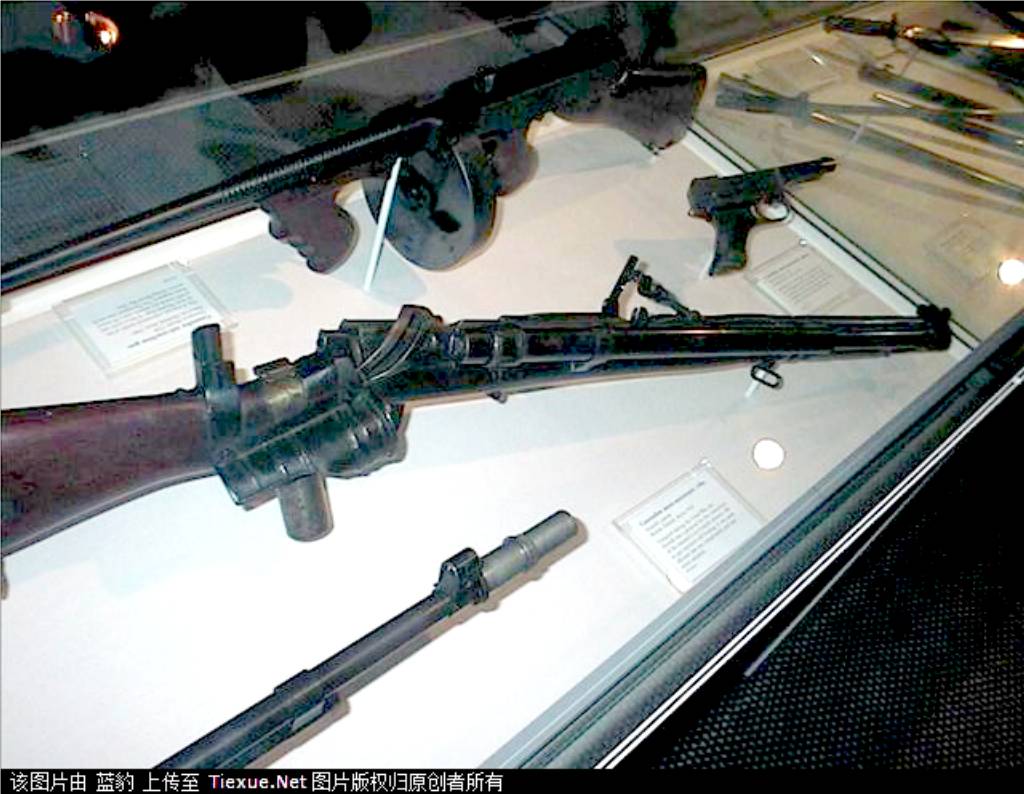 Howell Automatic Rifle