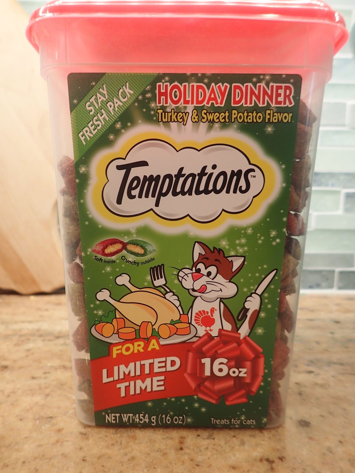Lone Star Cats: Temptations Holiday Dinner Cat Treats from Chewy!