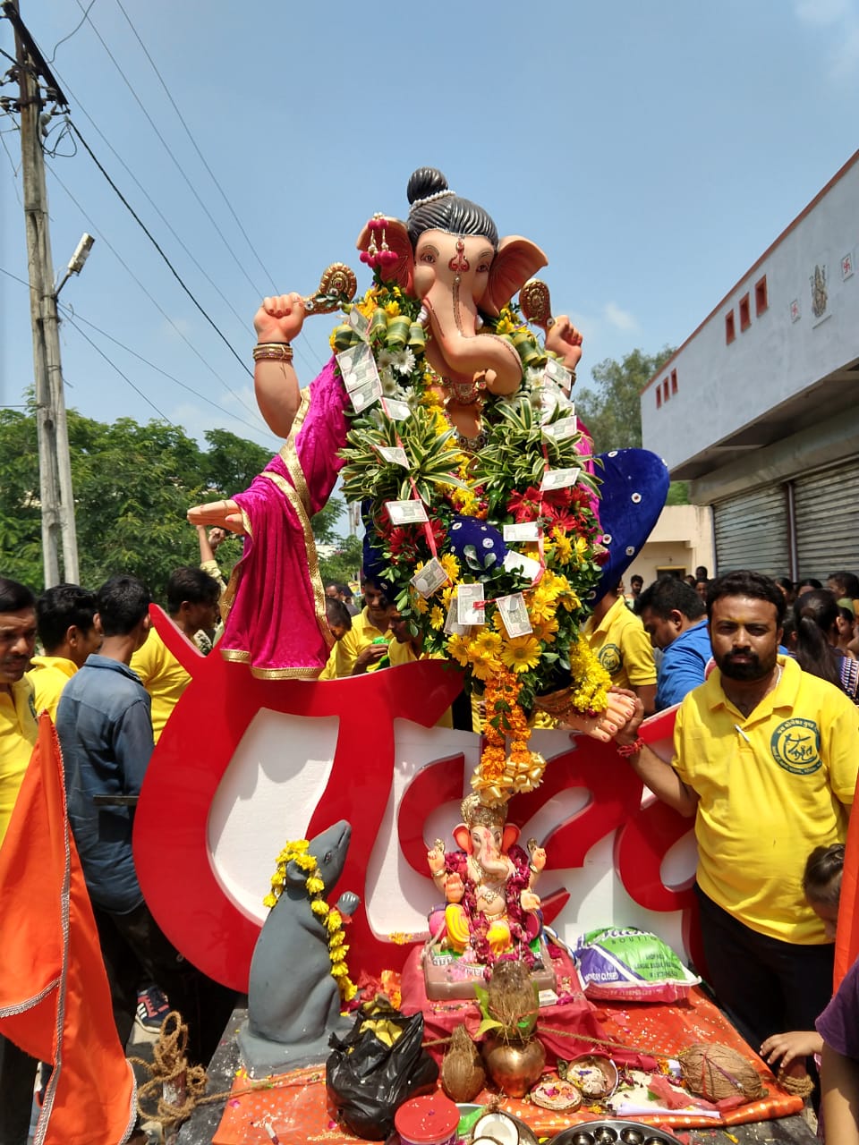 GANPATI MAHOTSAV IN ITI Godhra: JAY YOGESHWAR YUVAK MANDAL, GODHRA