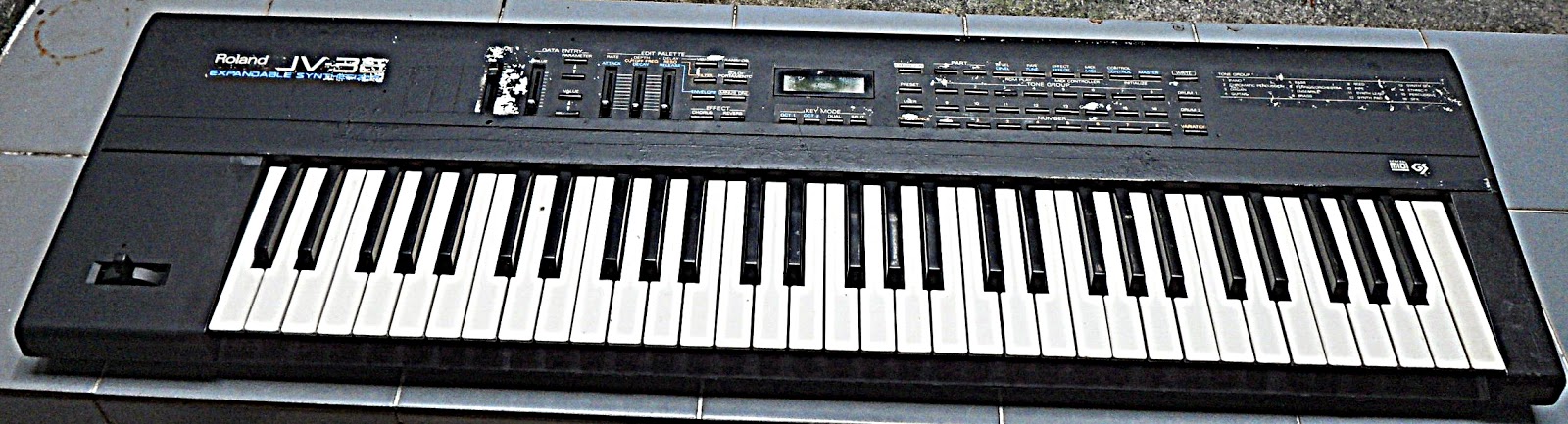 music sound audio: Roland JV-35 EXPANDABLE SYNTHESIZER GM System / GS ...
