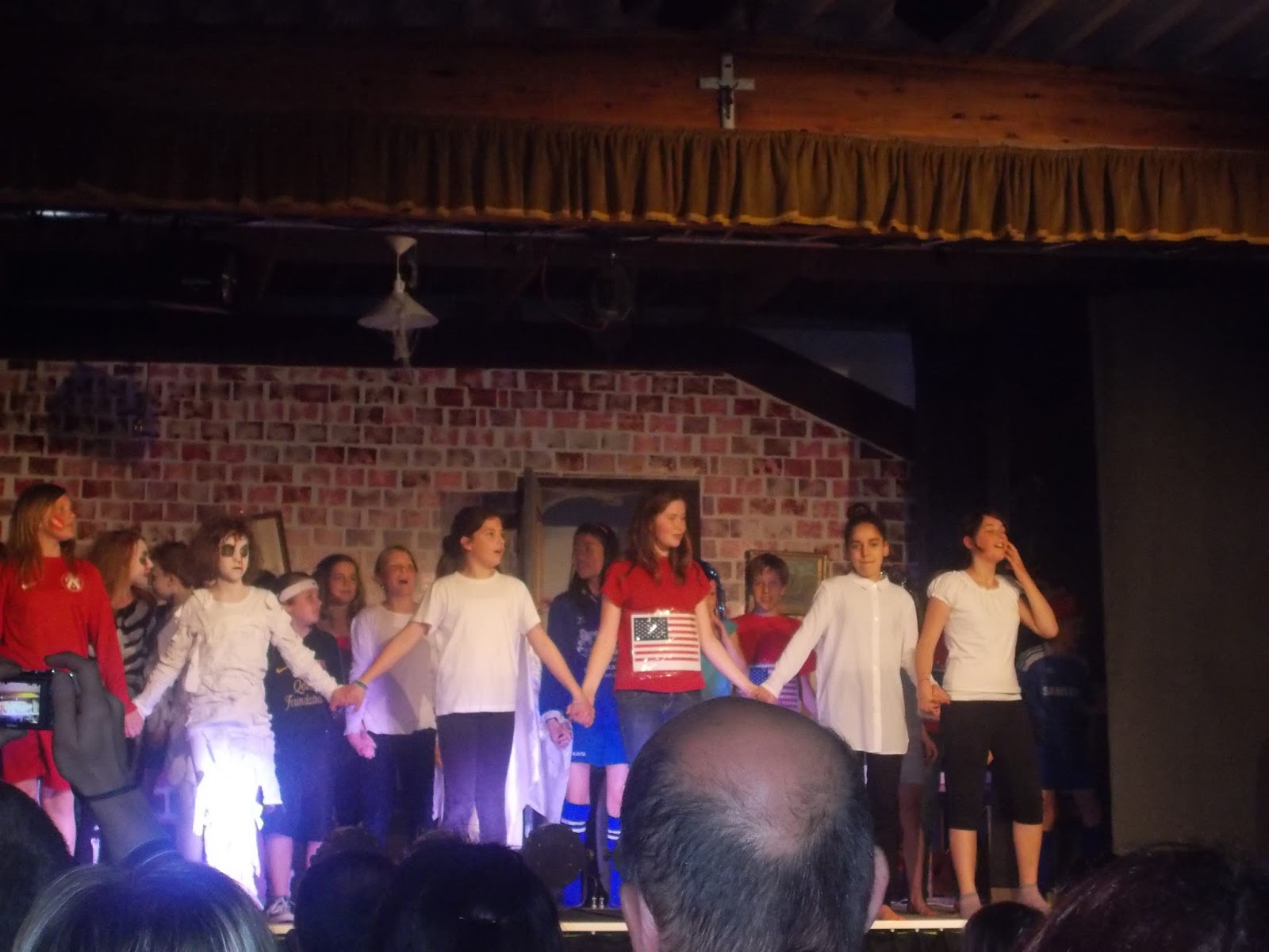 Klasblog van 5A Bissegem: SCHOOLFEEST EN DE EFTELING