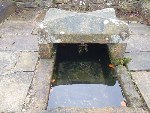 Tired of London, Tired of Life: Rather English - Visit Mompesson's Well ...