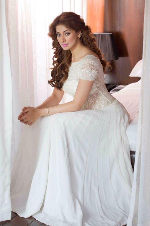 Bold and Elite Images Of Rai Laxmi Hot Sexy Photoshoot – chandrakanth