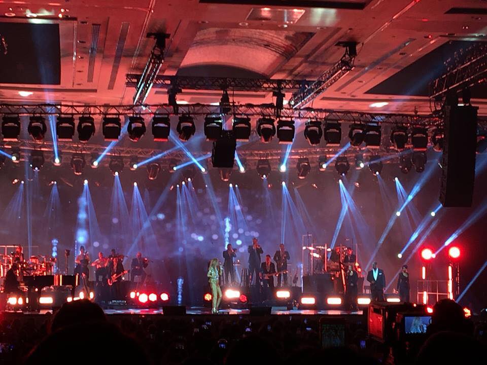 .: Celine Dione Marina Bay Sands SG: Fred Ching