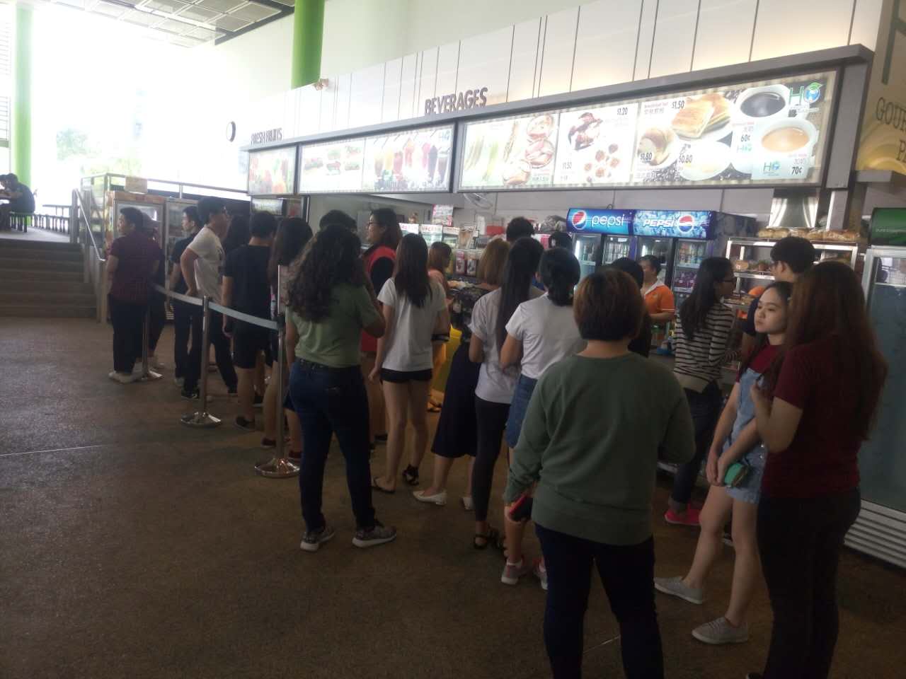 Long queue in RP canteen