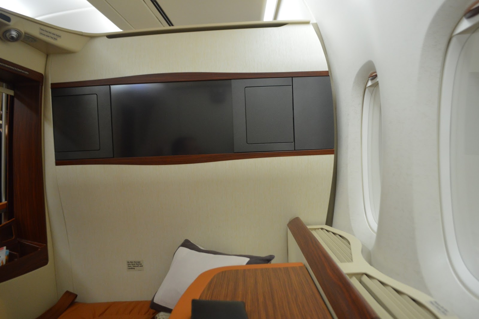Singapore Airlines Suites SQ346 - Singapore to Zurich