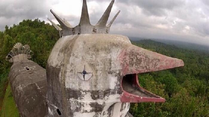 Wisata ke Rumah Doa Merpati / Gereja Ayam - JDlines.com