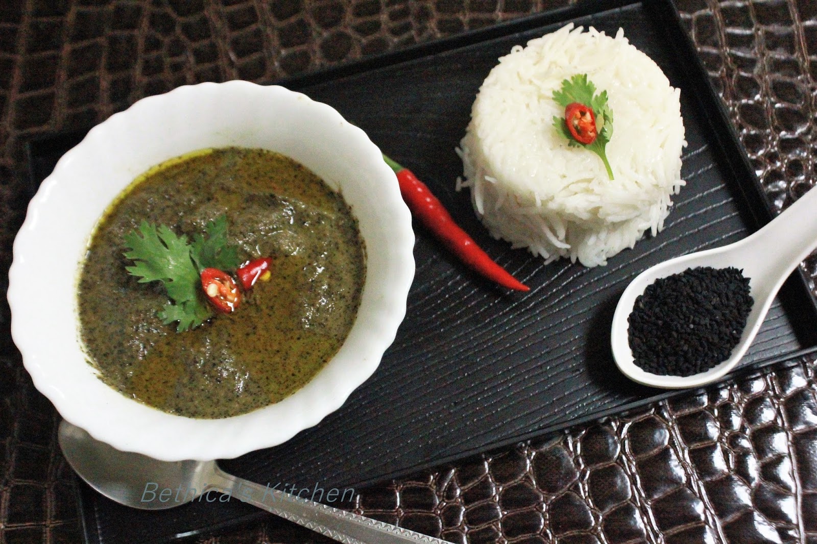 Bethica's Kitchen Flavours: Kalo Jeere Bata (Nigella Seeds Chutney ...