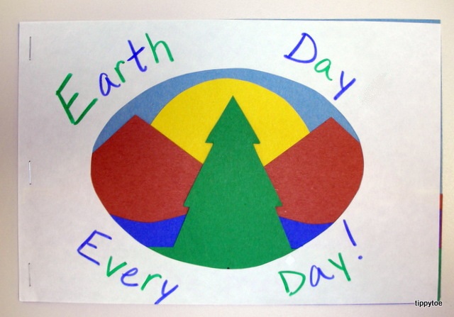 Tippytoe Crafts: Earth Day Booklet