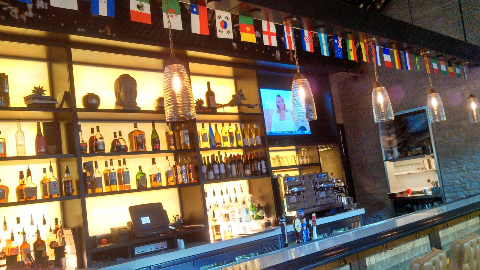 For the Love of Food! : Balans Bar & Grill