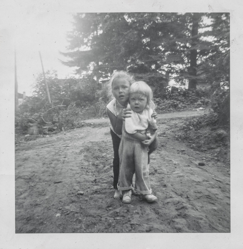 These 50 Creepy Vintage Photographs From the Early 20th Century Will ...