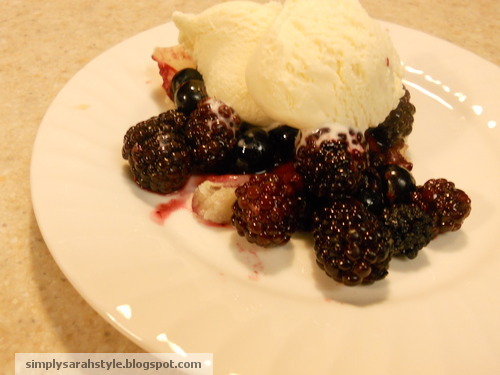 Pinterest-Inspired Blackberry Slab Pie Recipe - Simply Sarah Style