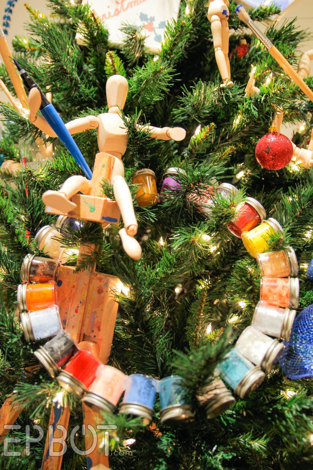 EPBOT: Festival of Trees 2016: Fun New Tree Ideas & ALL The Sparklies!