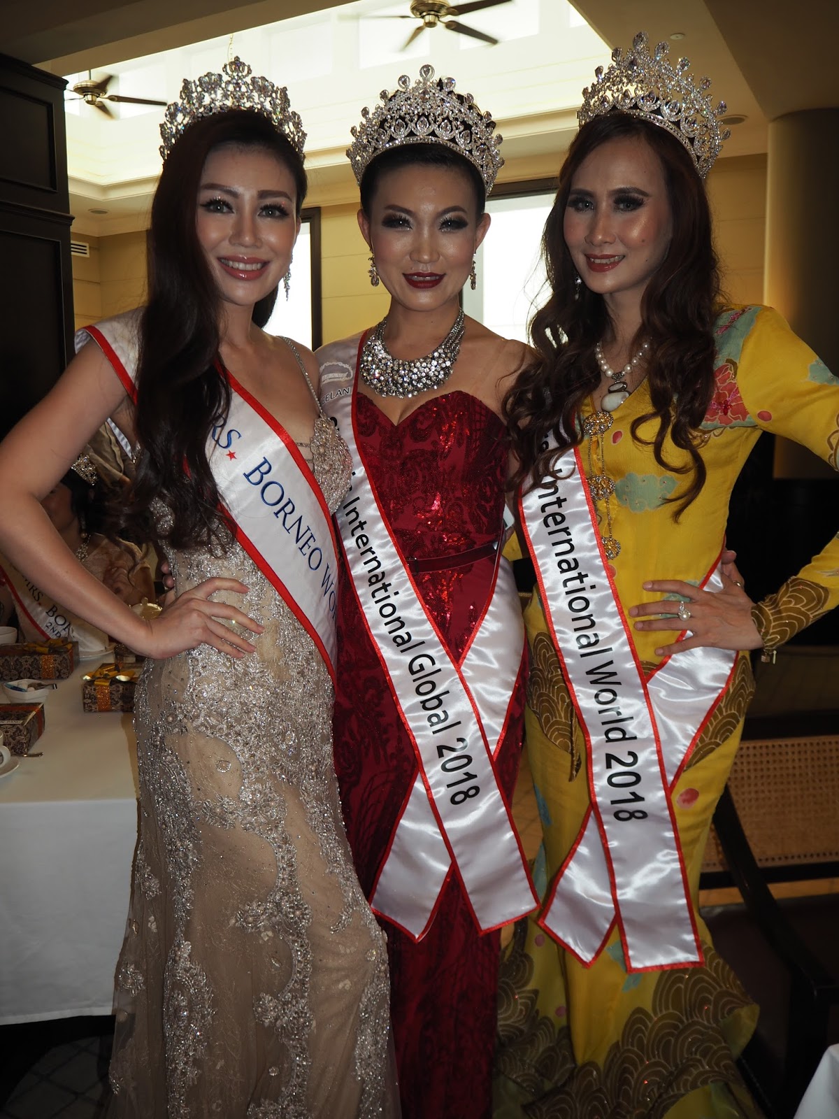 Kee Hua Chee Live!: SHARON TOO, TIMOTHY GAN AND JONATHAN GAN HOSTED A ...