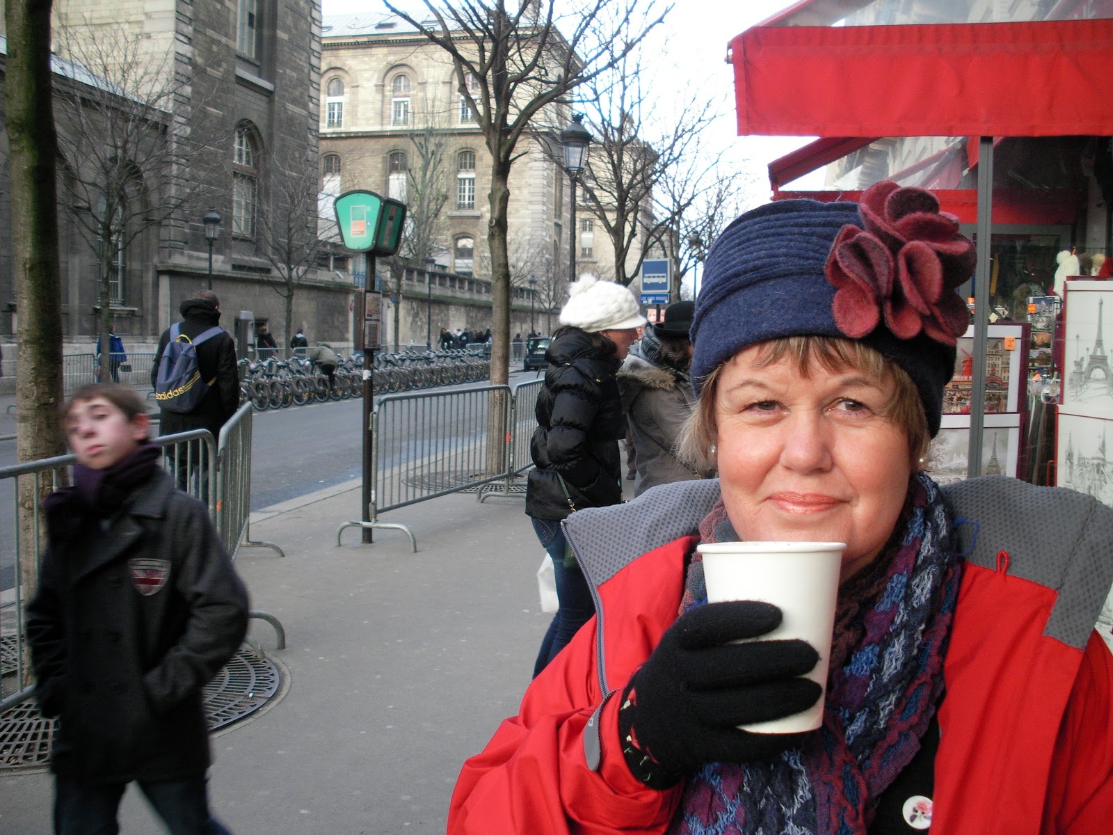 Adrienne & Barry Overseas: The Aussie and the Kiwi Girl