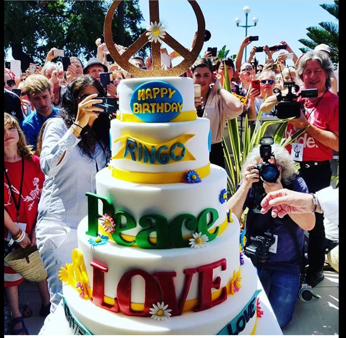 PAUL ON THE RUN: Ringo Starr: 10th ‘Peace & Love’ Birthday Celebration
