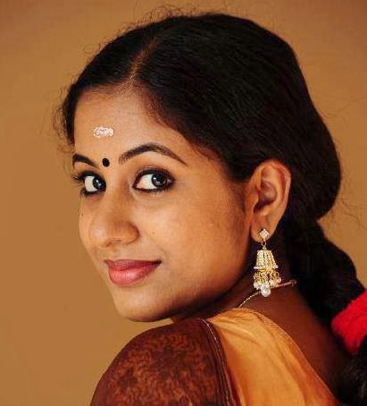 PHOTOS: Malayalam Actress JYOTHI KRISHNA.. Photo Shoot