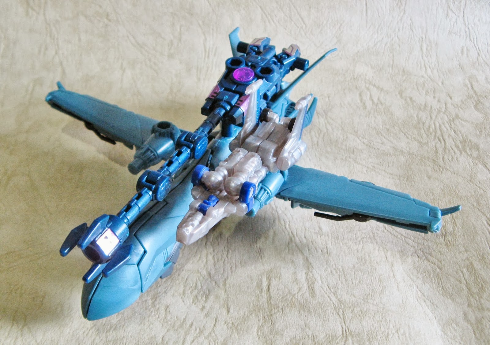 TRANSFORMERS PRIME AM-09 SOUNDWAVE變形金剛領袖之証AM-09音波+R.I.D.版