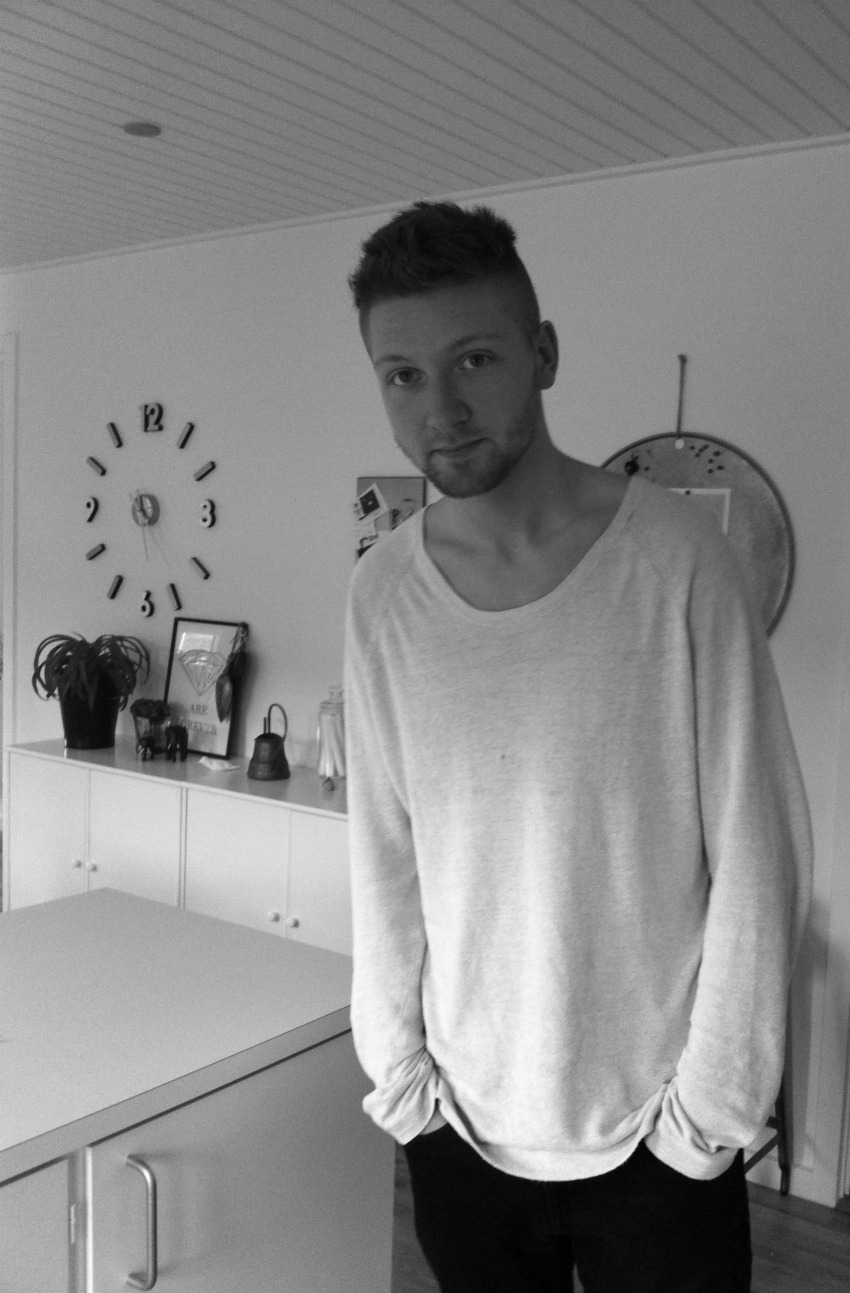 HOUSE OF SILVER: Flot ung mand med ny frisure