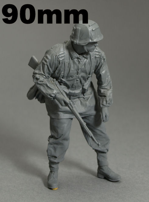 Airborne Miniatures: 90mm Figures