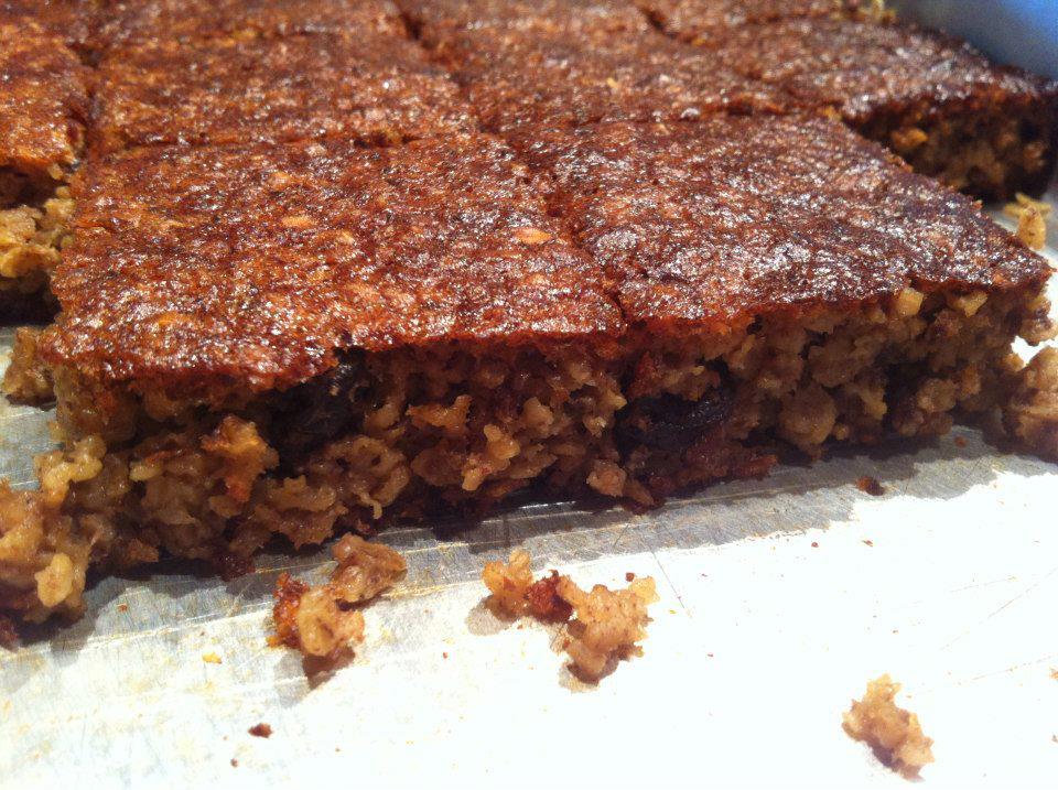 COZINHA DE ÁGUIA: BOLO LIGHT DE BANANAS COM AVEIA