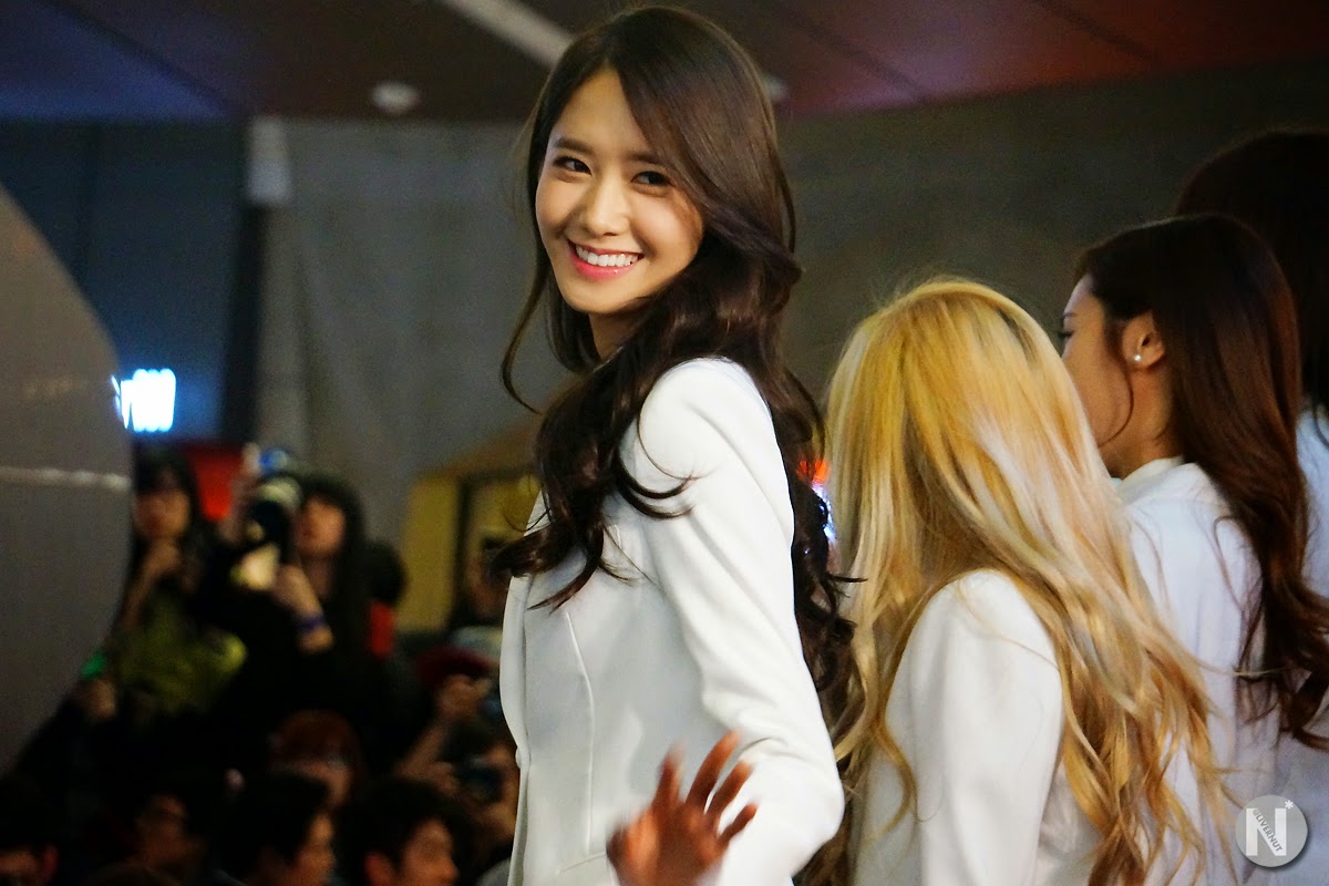 Yoona - Smiling Goddess | Beautiful Korean Artists