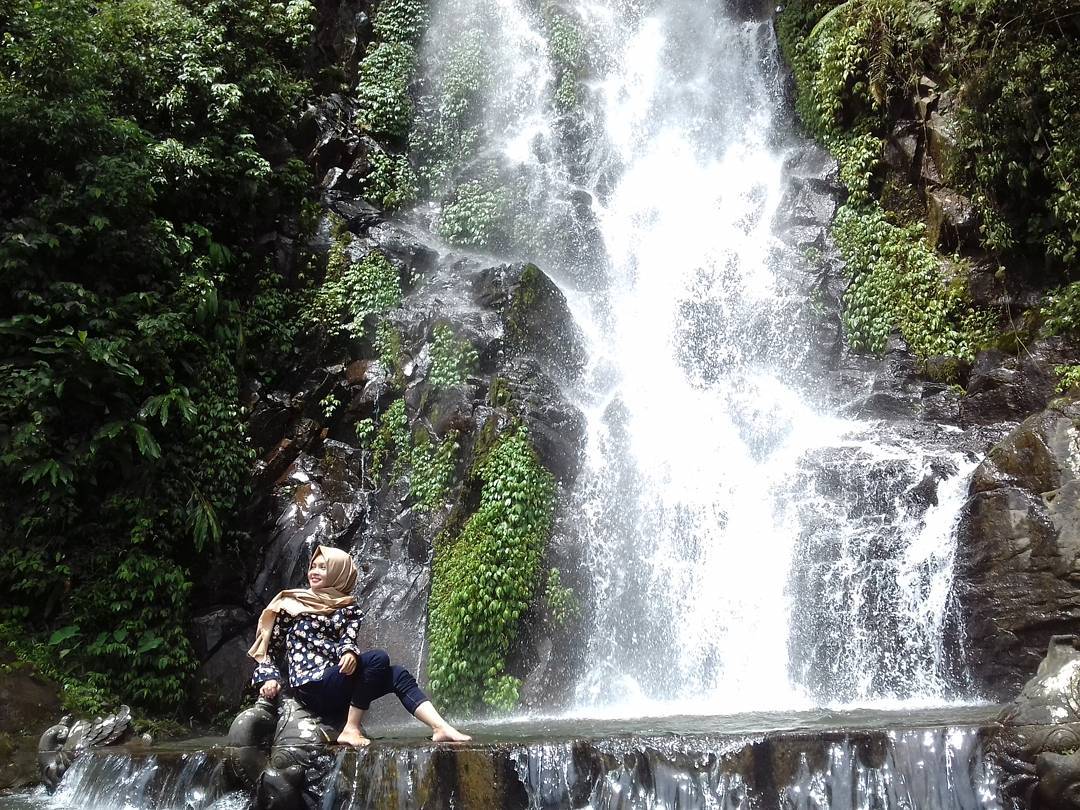 Kerennya Panorama Wisata Air Terjun Seloprojo di Kota Magelang ...