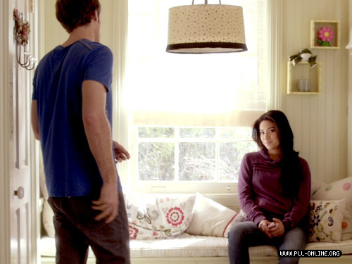 PRETTY LITTLE LIARS!!!!!!!: How to Make Your Room Look Like Emily ...