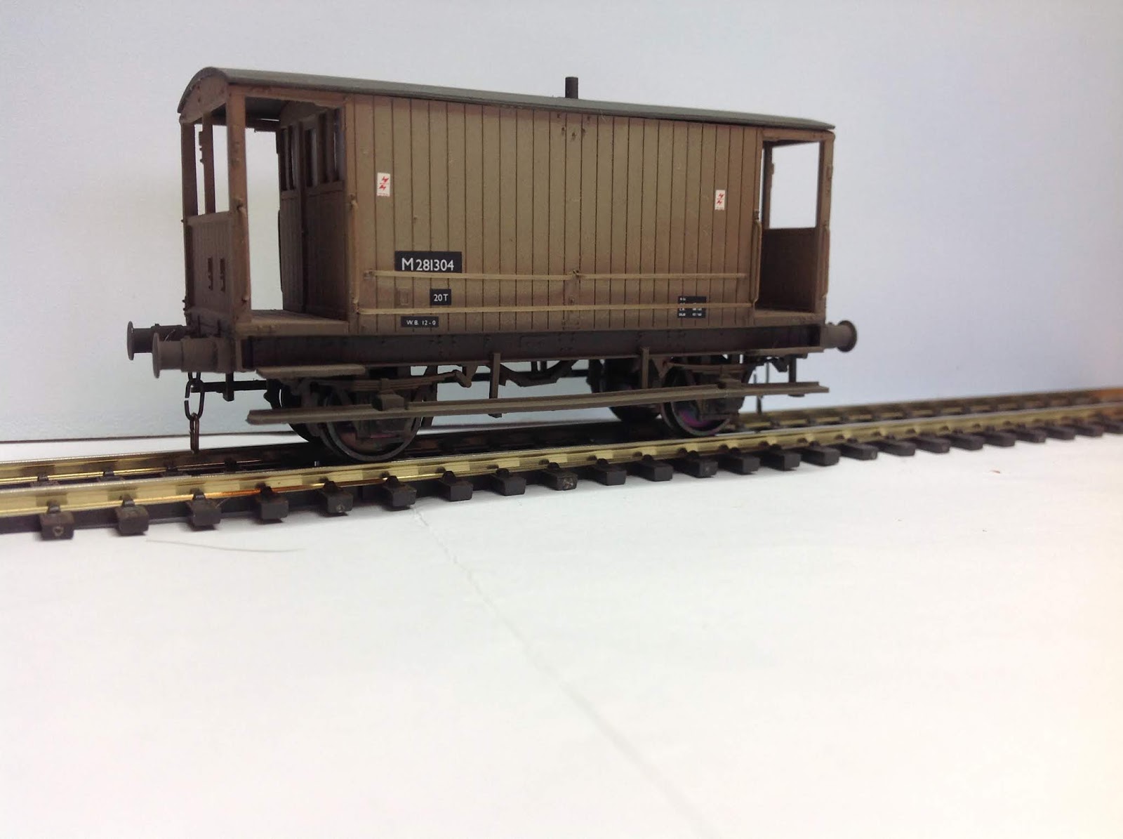 Choppers Railway: Watergate Halt: LMS 20T Brake Van