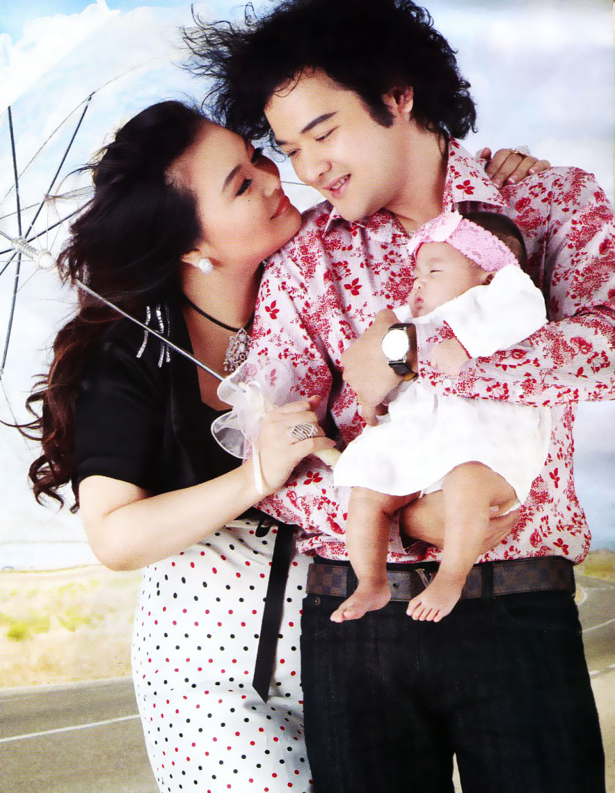 Htet Htet Moe Oo + Zu Myat Htet's Happy Family Photos | Myanmar ...