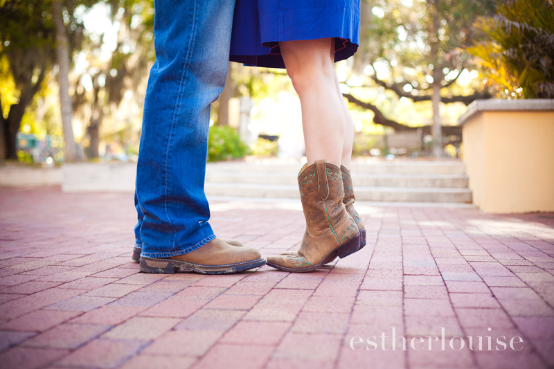 A Midwestern Touch: Wedding Friday? {Engagement Pictures}