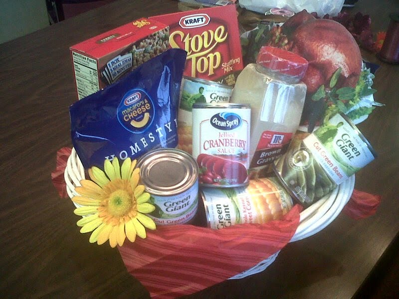 Baskets By Sadi: Thanksgiving Basket Giveaway!