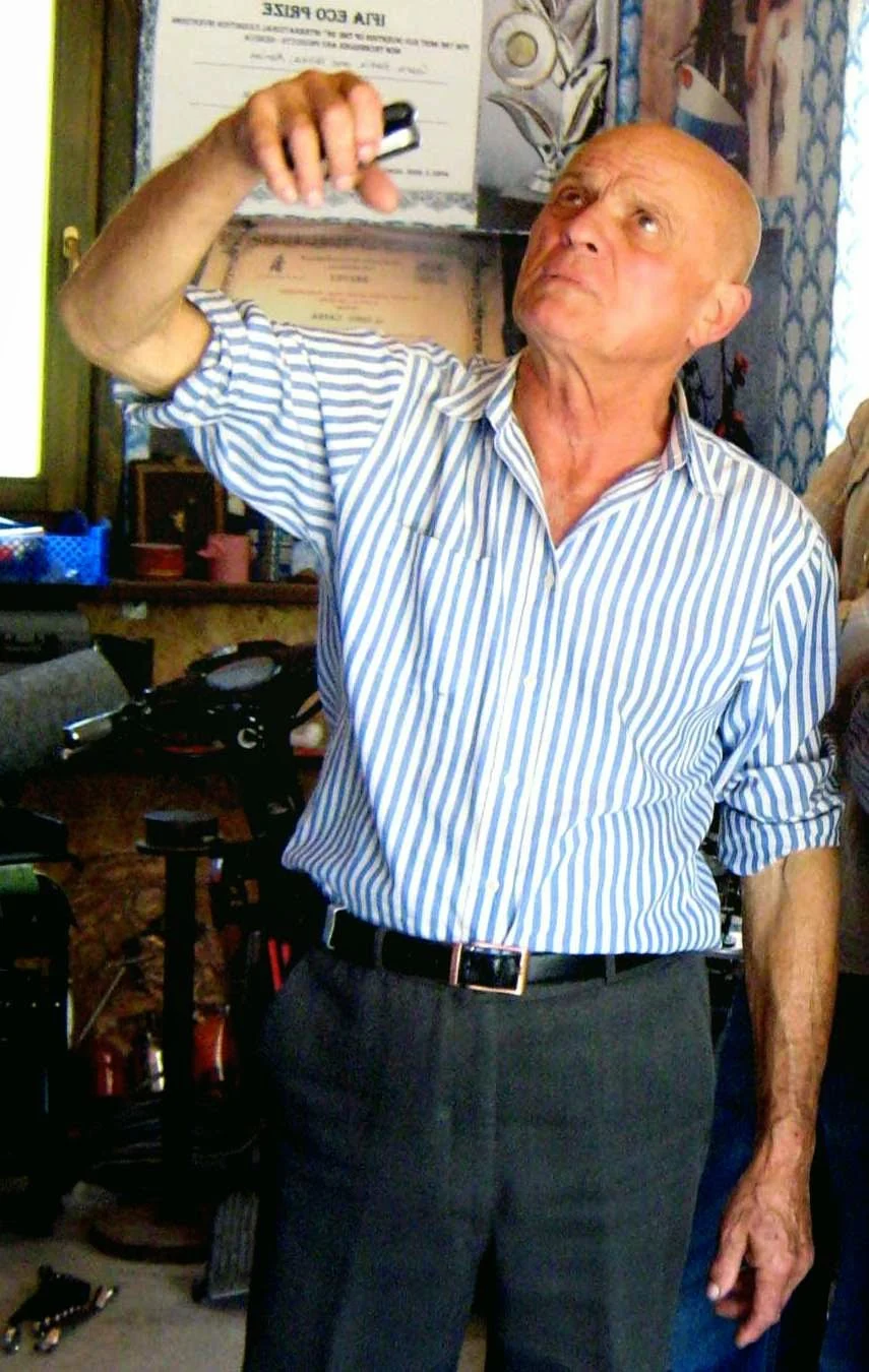 Biografie Justin Capra Inventatorul a murit la varsta de 82 de ani la ...