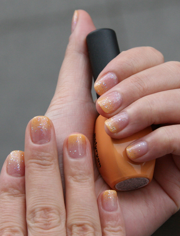 MagazinePAPA: Orange gradation gel nail, conservation, gel nail ...