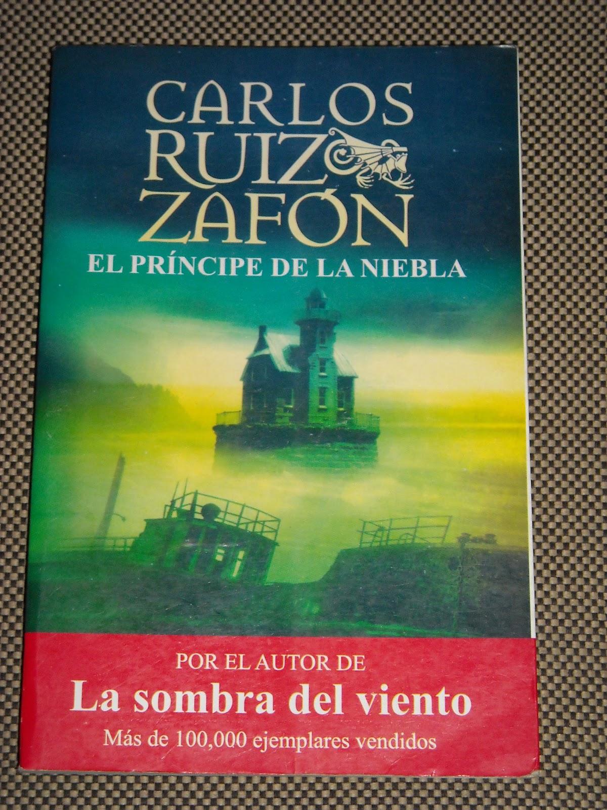 Un quipus de libros y algo más...: El Príncipe de la Niebla