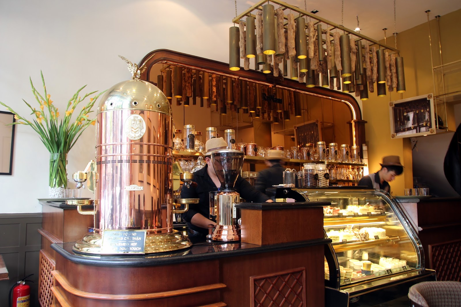 Double Skinny Macchiato: Vietnam Coffee Guide II: Hanoi