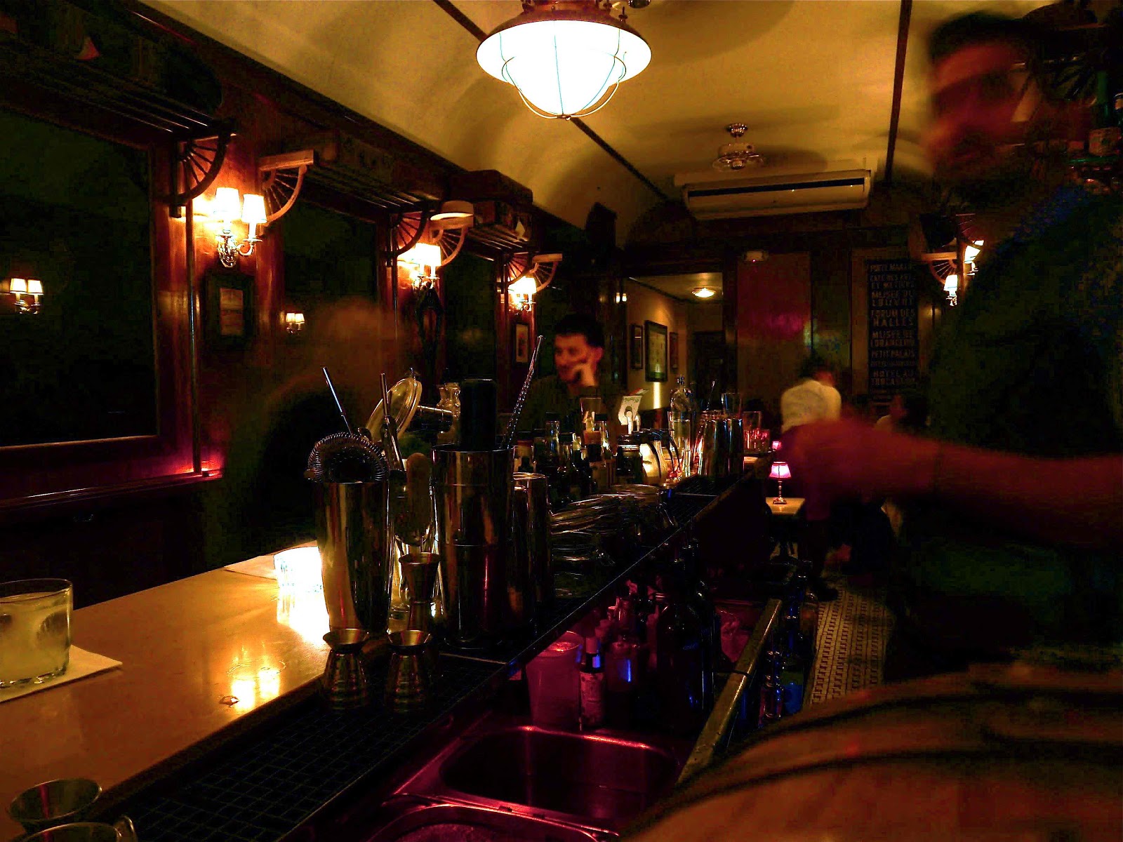 ORIENT EXPRESS COCKTAIL BAR - e a t e r y R O W