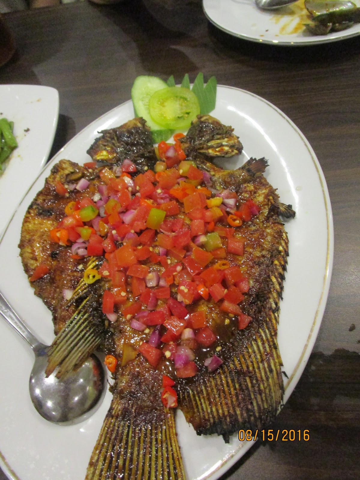 indonesiabound: Seafood/fish extravaganza