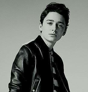 Noah Schnapp Biography, Body Statistics, Family, Career, Affairs ...