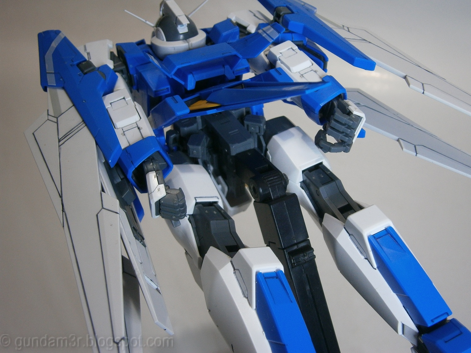 Gundam AGE-2 Normal MG Review Part 4