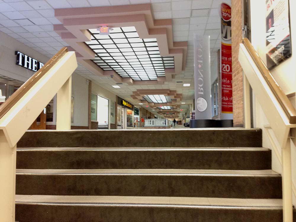 Sky City: Retail History: Westgate Mall: Bethlehem, PA