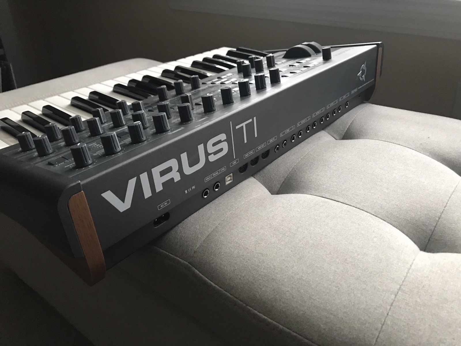 MATRIXSYNTH: ACCESS VIRUS TI2 POLAR DARKSTAR LIMITED EDITION KEYBOARD ...