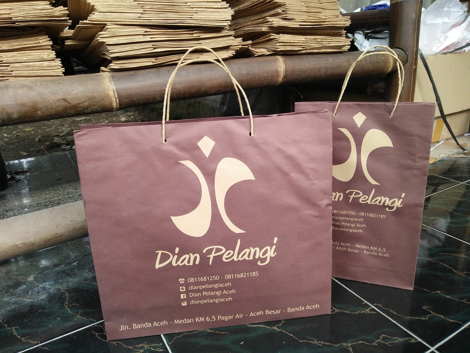paper bag butik: Shopping Bag Butik Bahan Kertas Recycle