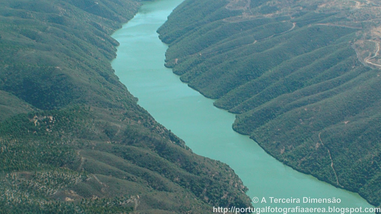 A Terceira Dimensão: Rio Tejo Internacional