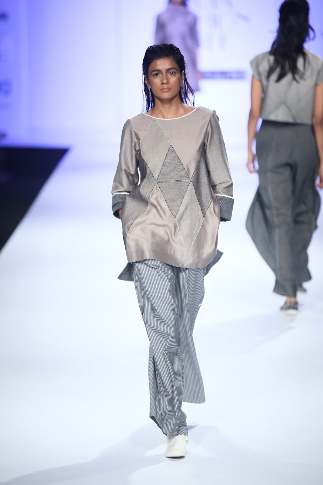 Abhi Singh | Spring/Summer 2018 | India Fashion Week....Watch Video...Fashionweekly..On ...