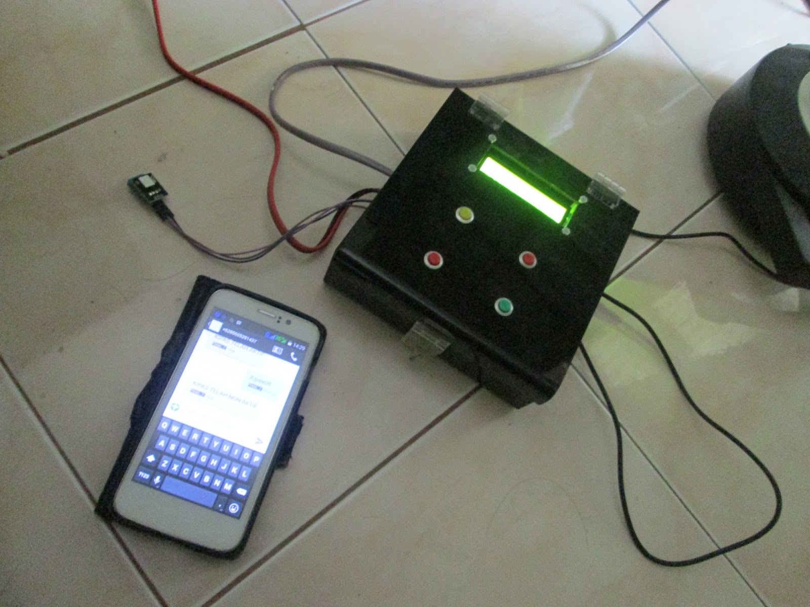 .: Membuat Alat Kendali Menggunakan SMS GATEWAY dan ARDUINO