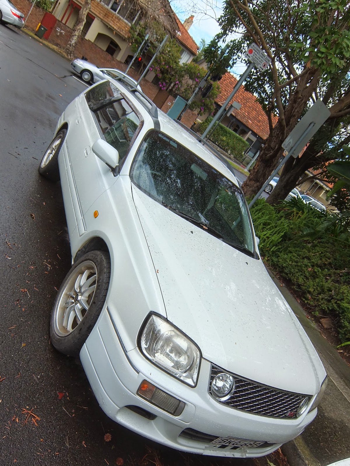Aussie Old Parked Cars: 2000 Nissan Stagea RS (WC34 Series 2)