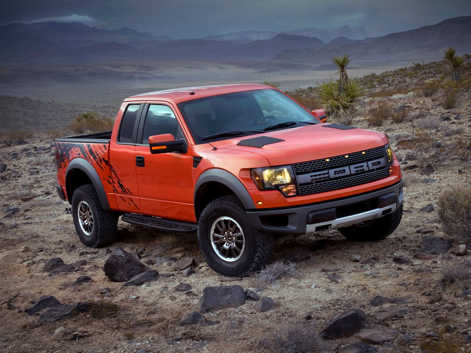 miniaturas de metal: ford f-150 raptor Maisto
