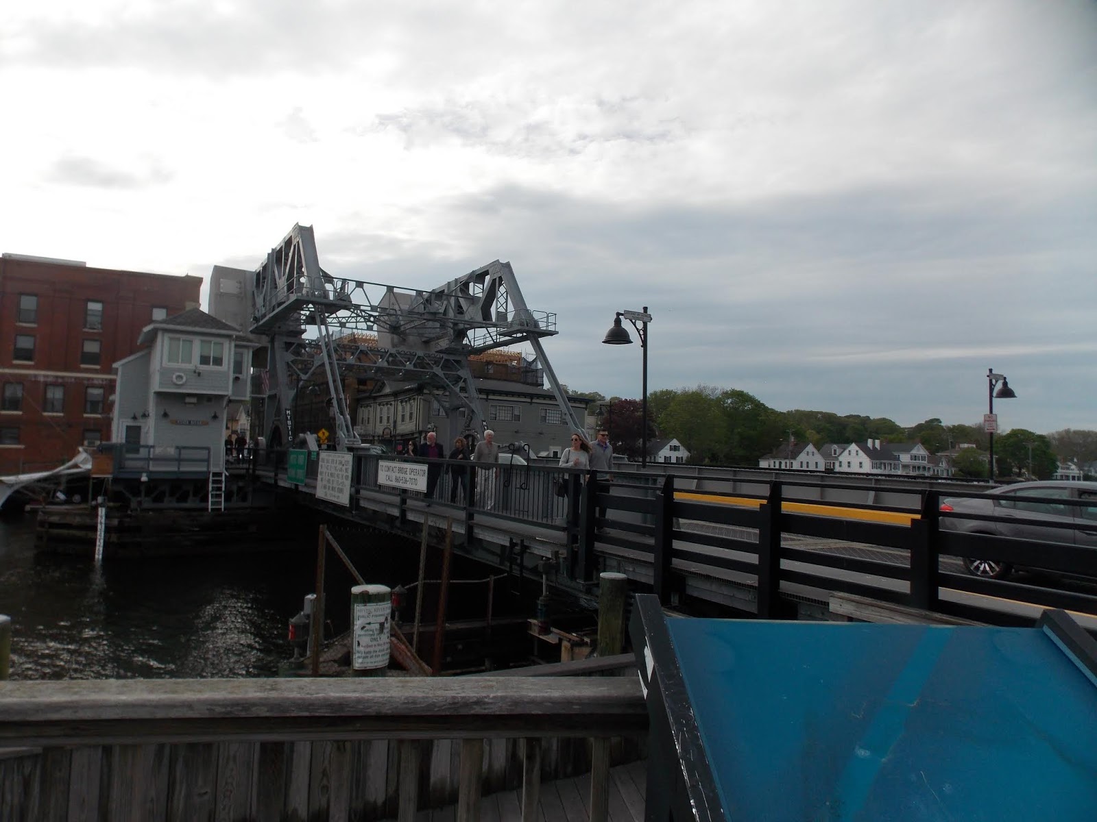 CHINAR SHADE : THE BEAUTIFUL MYSTIC SEAPORT TOWN (Connecticut State)