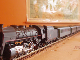 French Model Railway: SNCF 141 R by Jouef